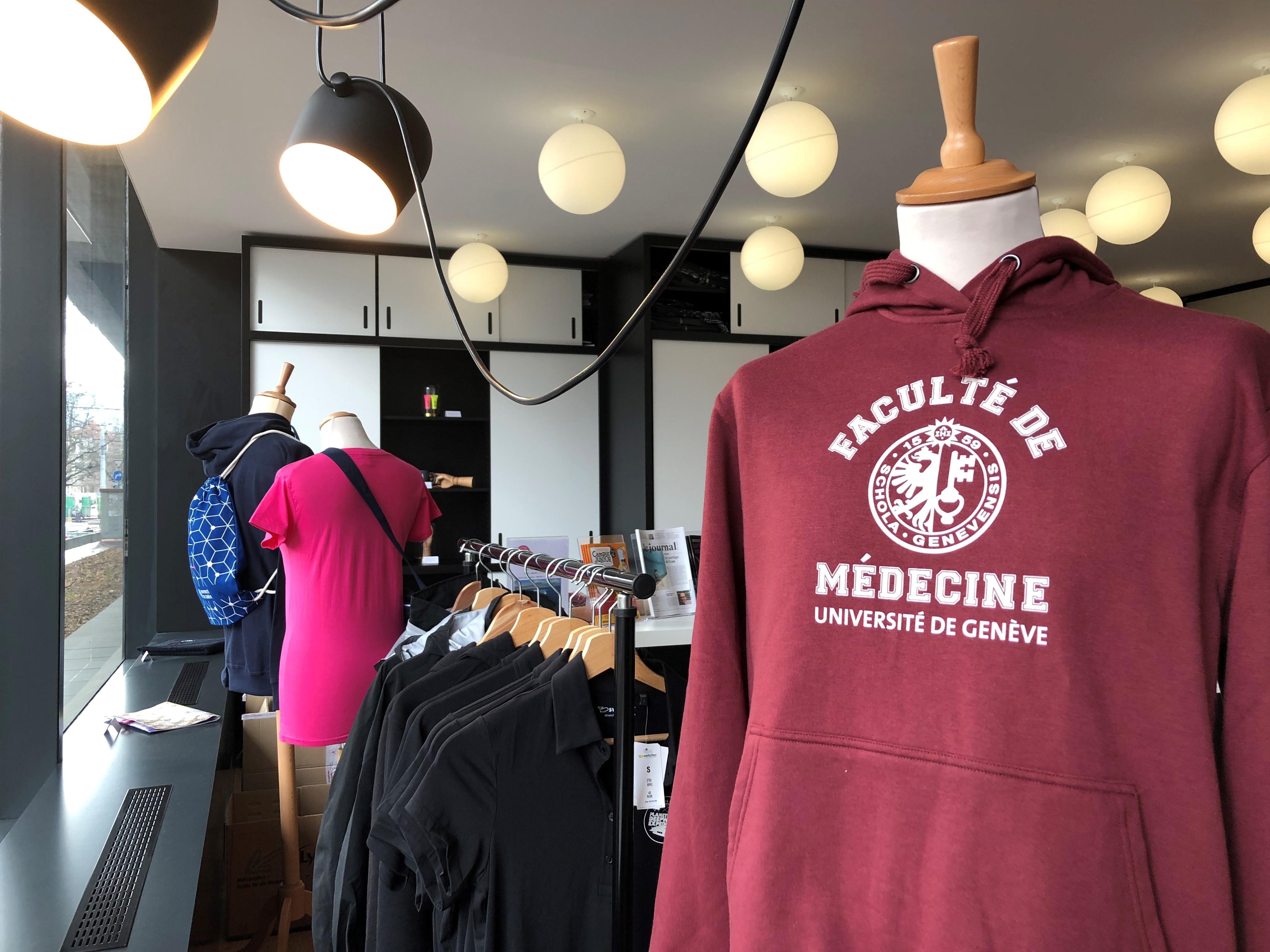 Pour vos cadeaux, pensez à la Boutique de l’UNIGE ! - Faculté de ...