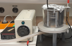 Glow-discharge apparatus - PÔLE FACULTAIRE DE MICROSCOPIE ...